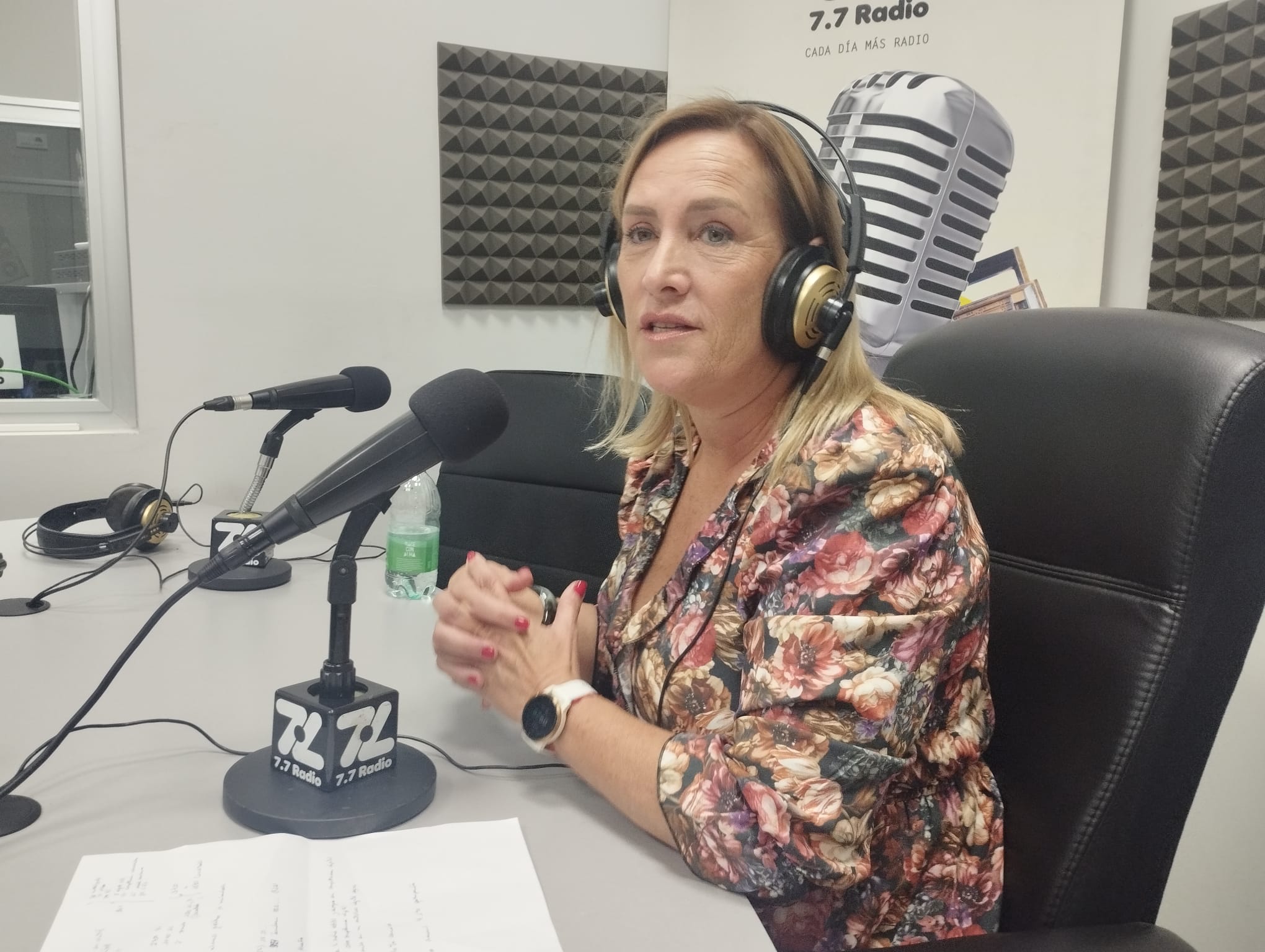 Mónica Ramírez: «Es tristísimo que la mitad de las plazas se las llevan ...